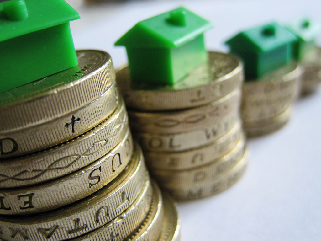 Lower stamp duty to reduce cash transactions: Assocham