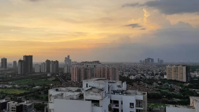 Top 10 places to live in Noida