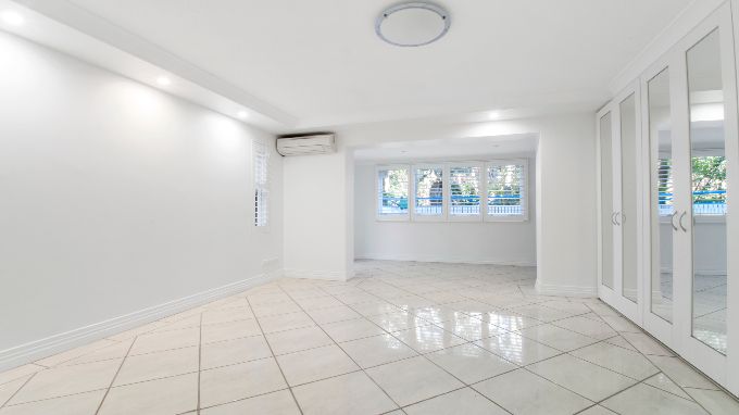 Tile spacers: Meaning, Types, Uses, Features, Benefits & Price in India