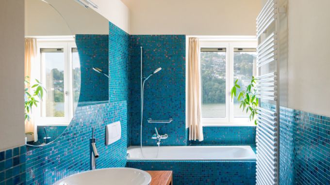 15+ Blue Bathroom Tiles Designs: Use Area Ideas, Pros & Cons