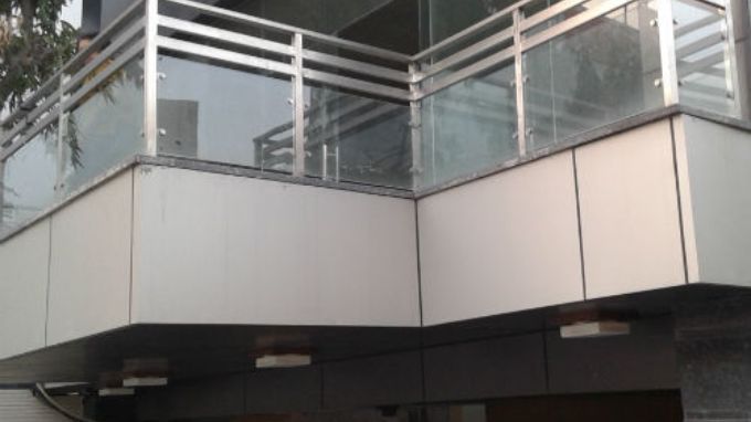 Trending steel railing designs for balcony, stairs and house front in 2024