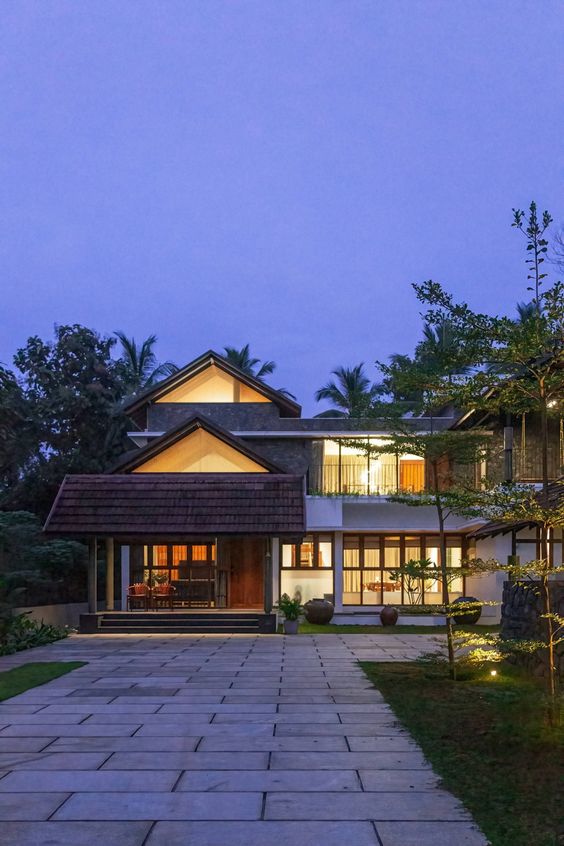 60+ Kerala House Designs Trending in 2024: Traditional and Modern Look