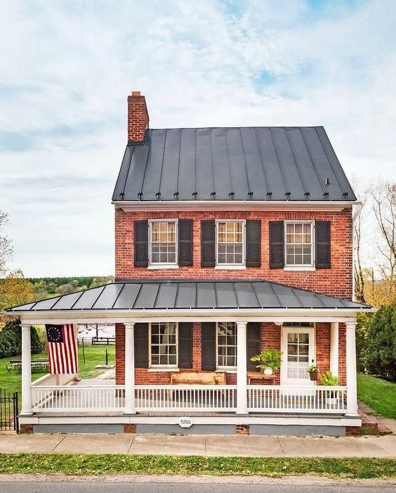 20+ Small Farmhouse Design: See Simple and Swimming Pool Ideas