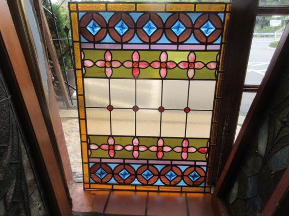 30+ Antique Window Design Ideas For Adding Regal Look To Your Home