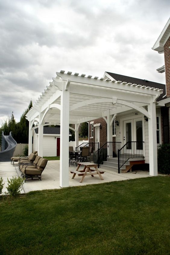 Pergola Designs: 45+ Ideas for Balcony, Terrace & Garden