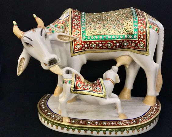 7 Cow and Calf Statues to Bring Prosperity in Home